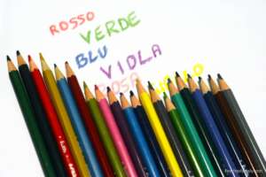 Colors in Italian - An Easy Guide: Pronunciation + Examples