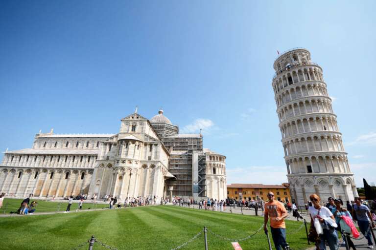 16 Top Squares in Italy - Guide to Stunning Italian Piazzas