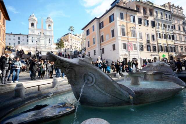 16 Top Squares in Italy - Guide to Stunning Italian Piazzas