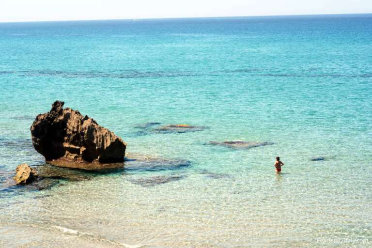 Colors in Italian - An Easy Guide: Pronunciation + Examples